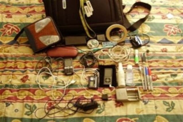 Универсальная зарядка для телефонов появится в 2012 году | Обозреватель