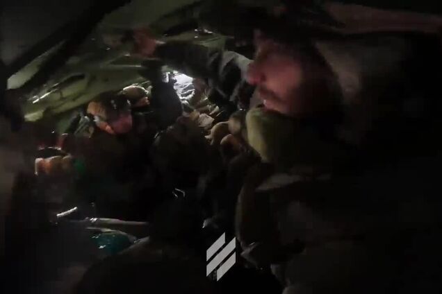 Українські штурмовики показали бій із окупантами під Бахмутом | Відео | OBOZ.UA